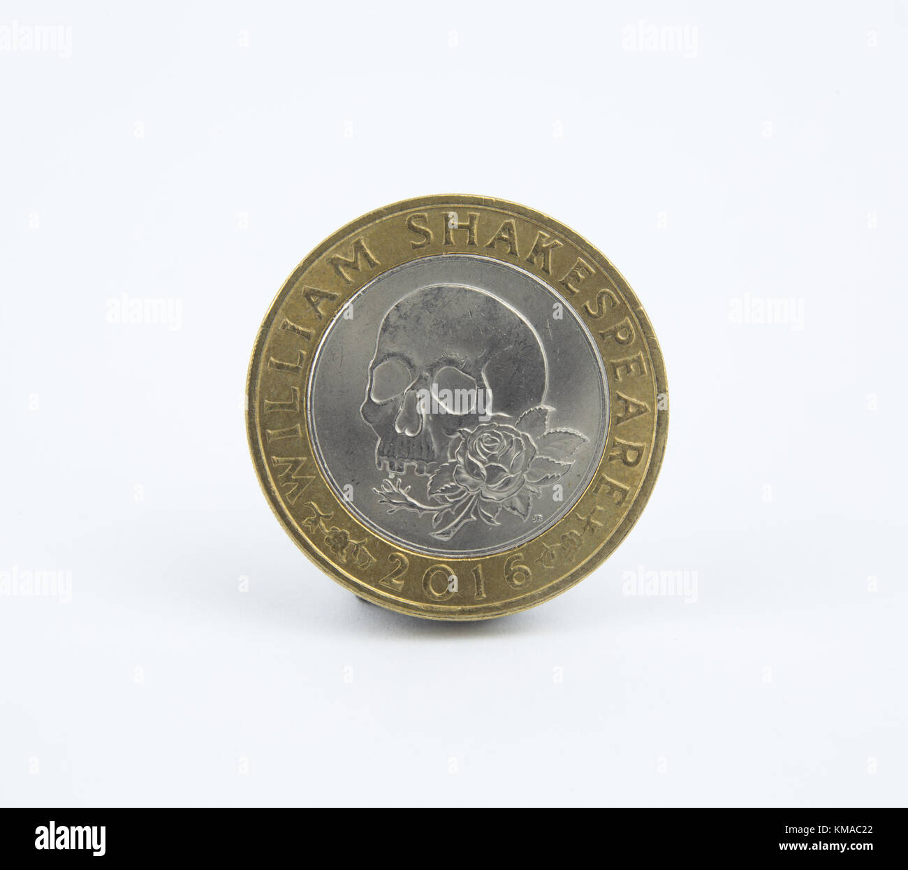 william Shakespeare 2016 skull and rose two pound coin Stock Photo - Alamy