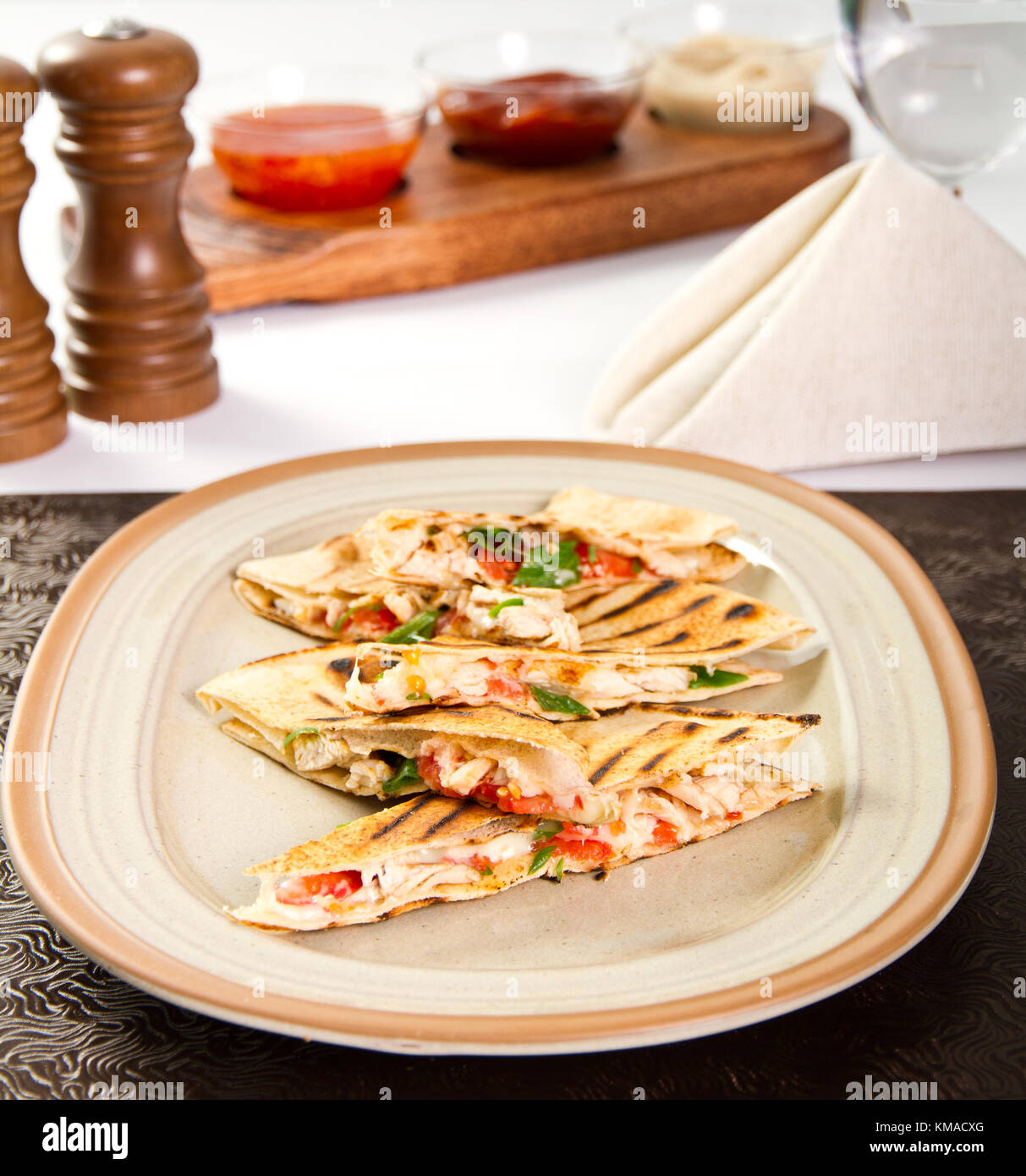 Chicken cut into quarters High Resolution Stock Photography and Images ...