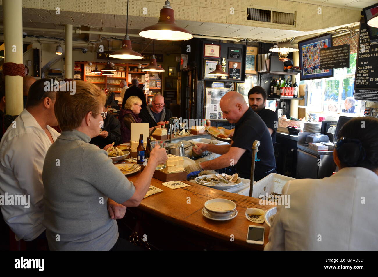 Interior of the Union Oyster House Boston Mass Stock Photo - Alamy