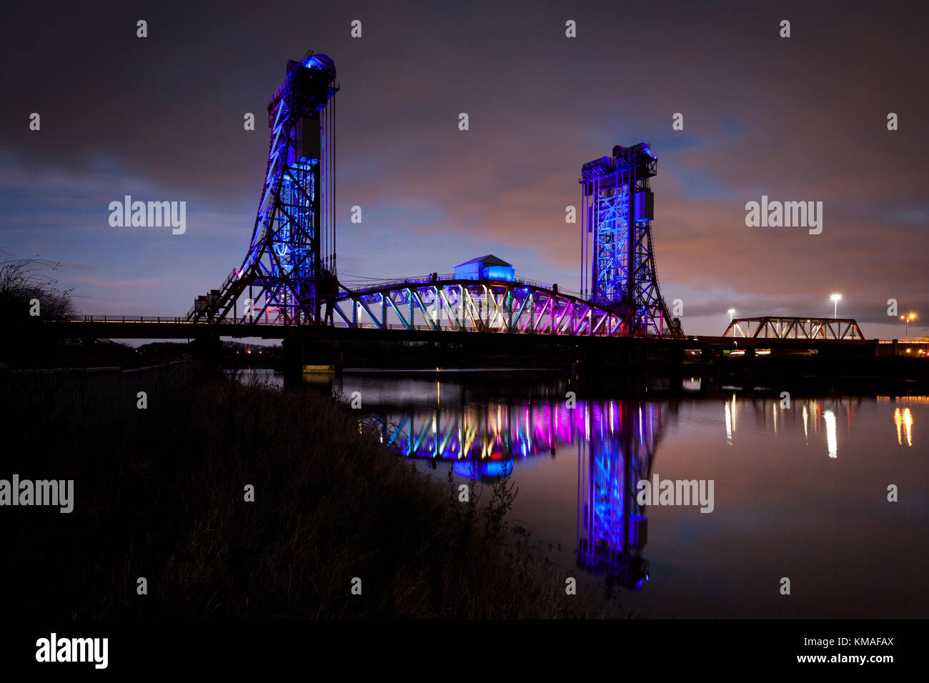 Newport bridge sunset hi-res stock photography and images - Alamy