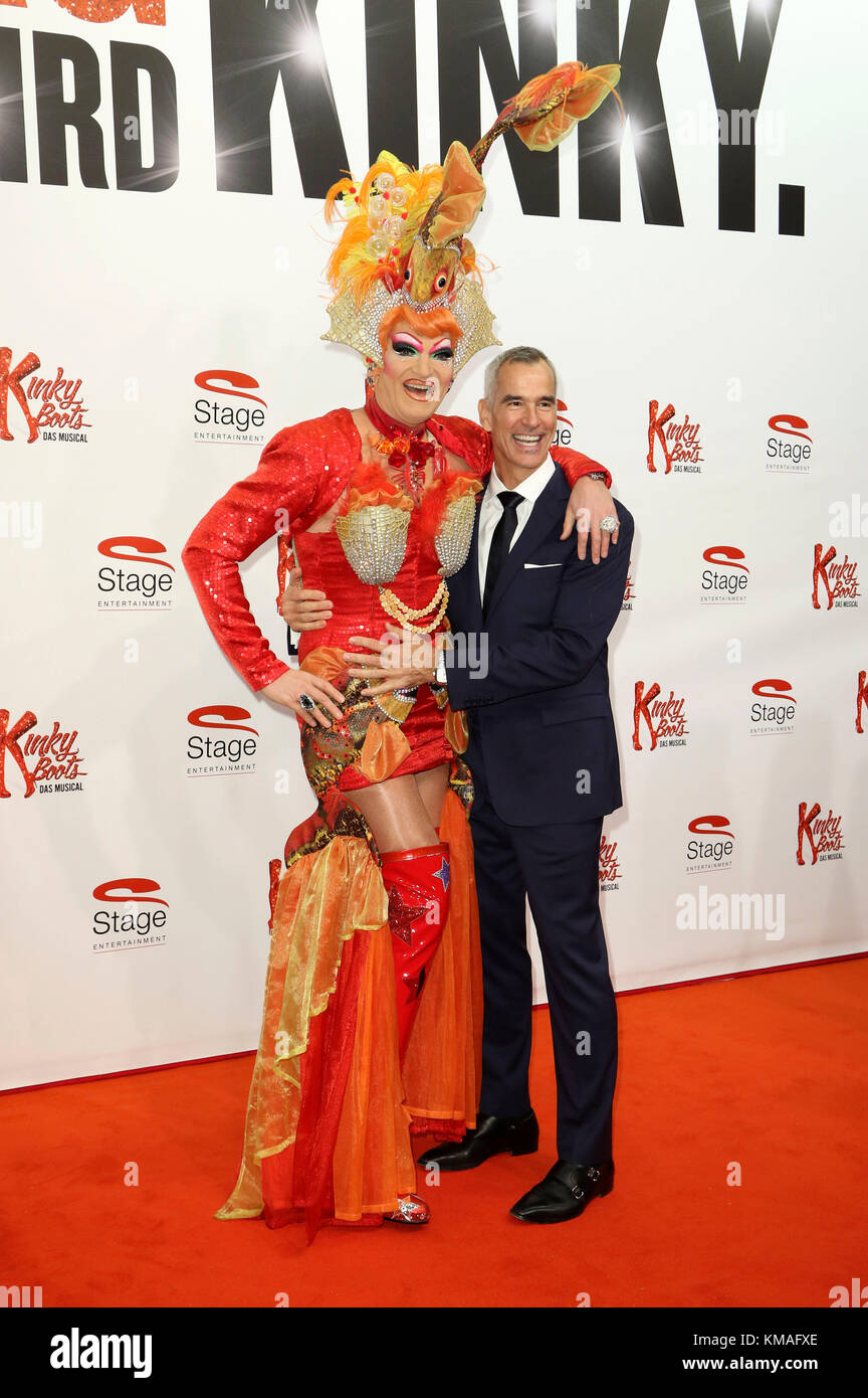 Jerry mitchell hi-res stock photography and images - Alamy