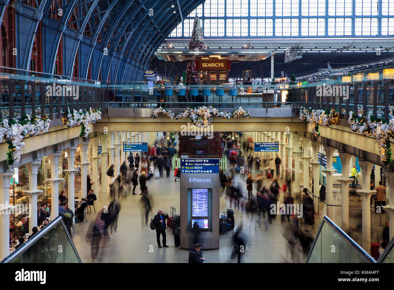 LONDON, UNITED KINGDOM - DECEMBER 4th, 2017: Interior of Kings Cross St ...
