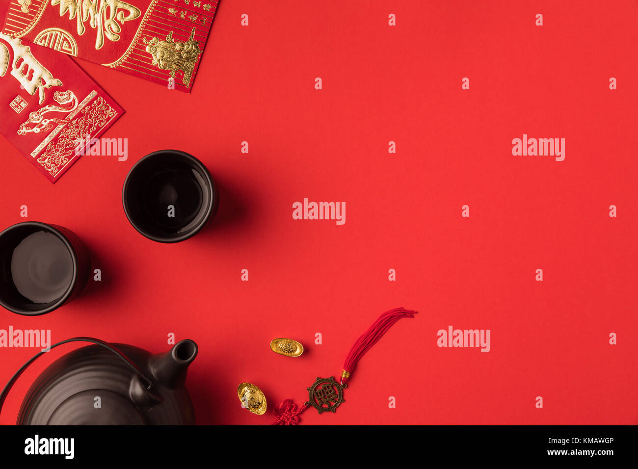 Golden chinese tea set hi-res stock photography and images - Alamy