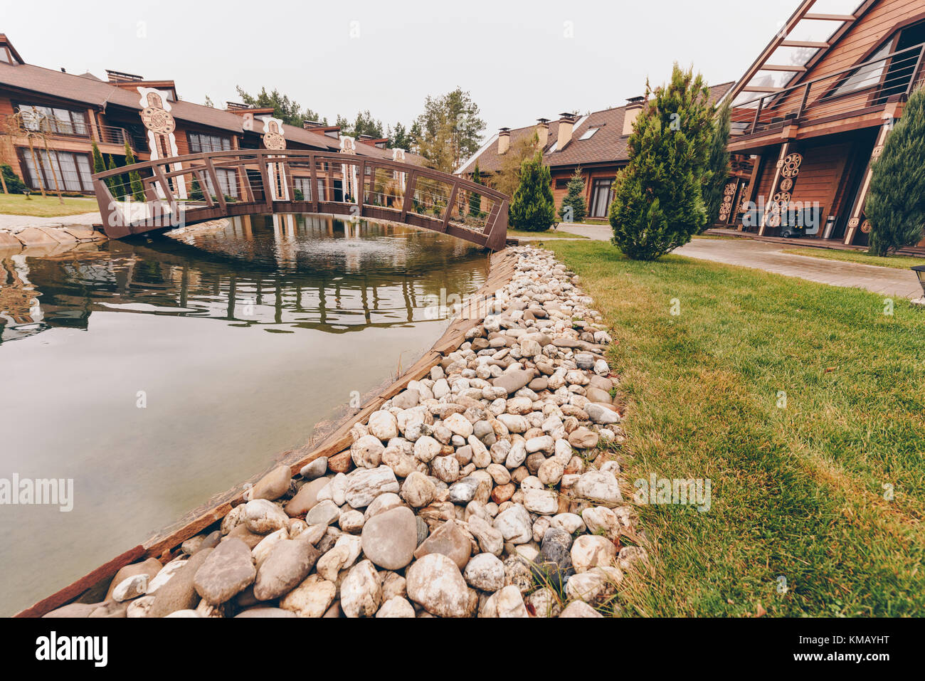 bridge over pond Stock Photo - Alamy