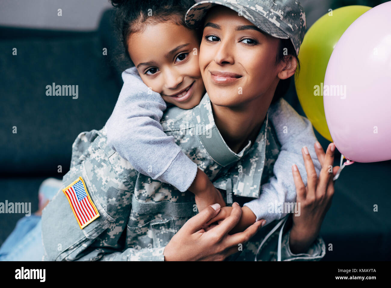 African american soldier greeting family hi-res stock photography and ...