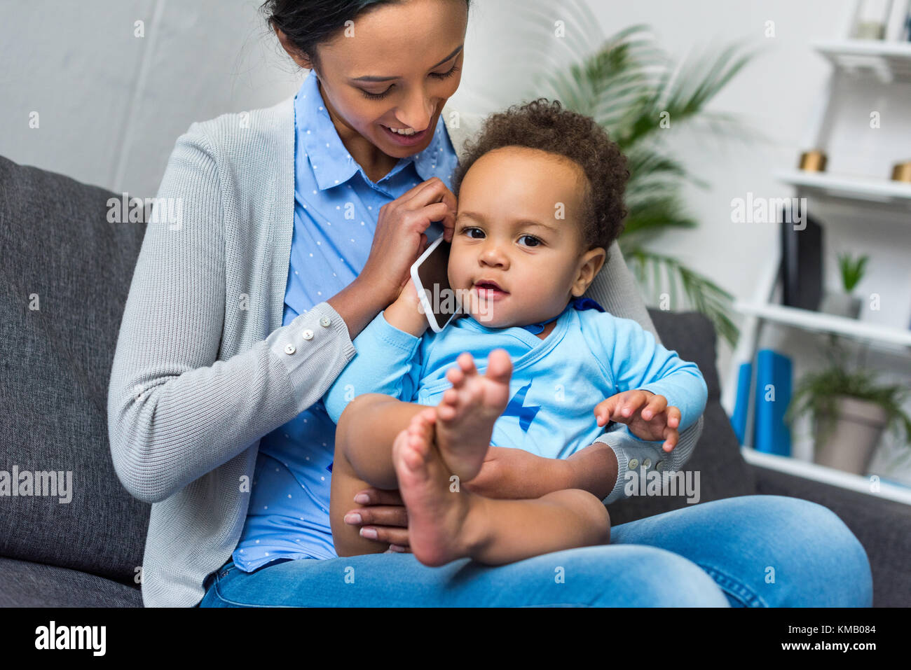 Child talk adult hi-res stock photography and images - Alamy