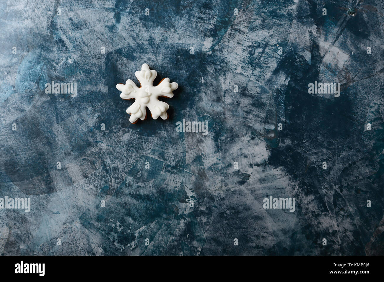Sweet star on christmas background Stock Photo - Alamy