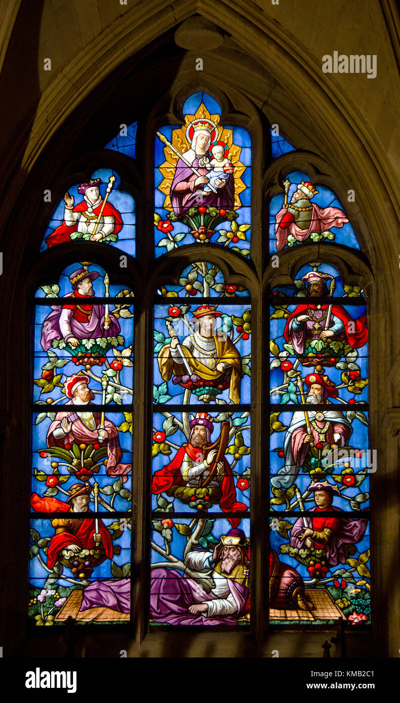 Tree of jesse stained glass window hi-res stock photography and images ...