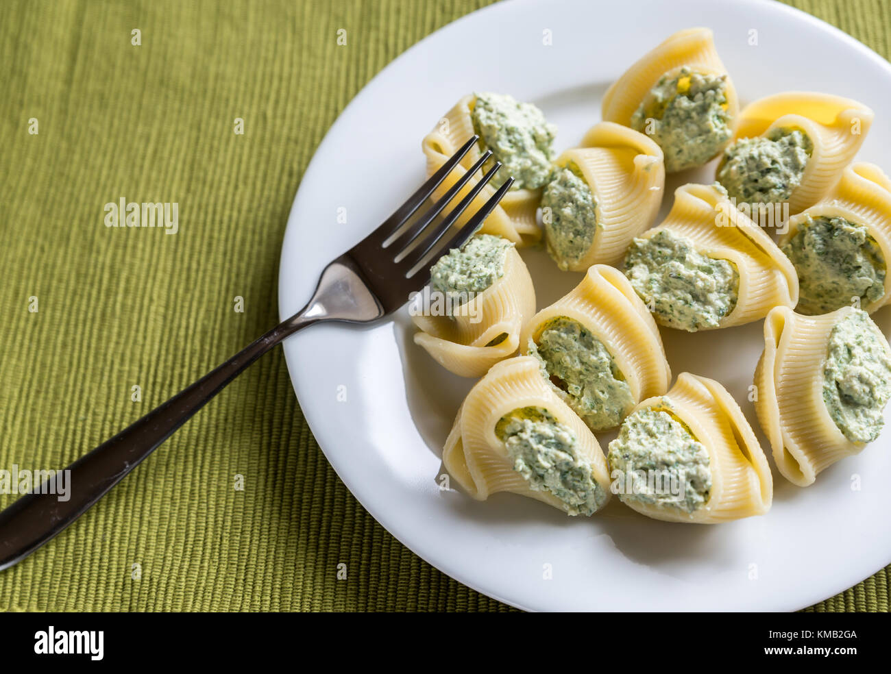 Stuffed lumaconi with cheese Stock Photo - Alamy
