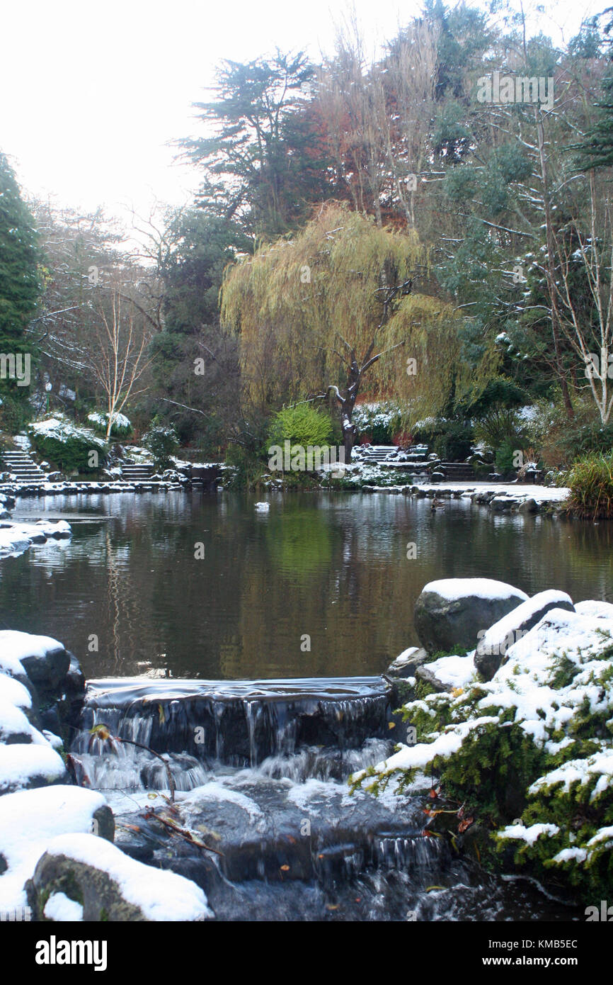 Peasholm park waterfall hi-res stock photography and images - Alamy