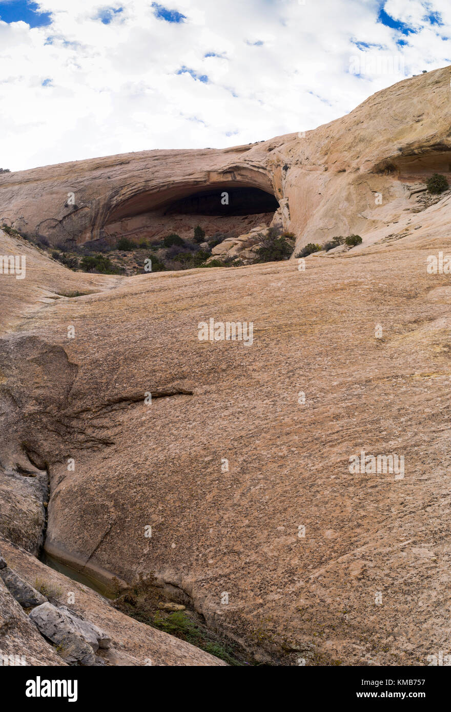 Fishmouth cave hi-res stock photography and images - Alamy
