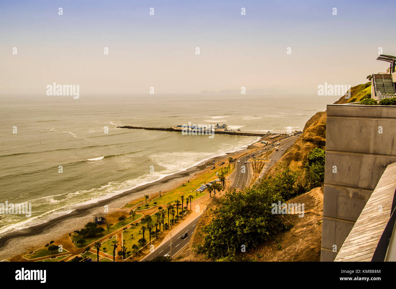 Miraflores beach cliffs lima peru hi-res stock photography and images ...