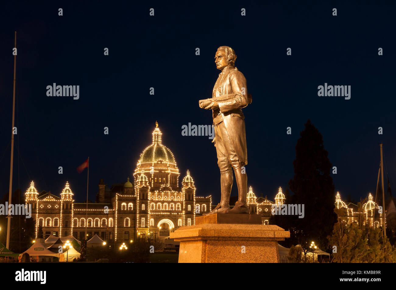 Statue of Capt. Cook, British Columbia Legislature, Victoria, British ...