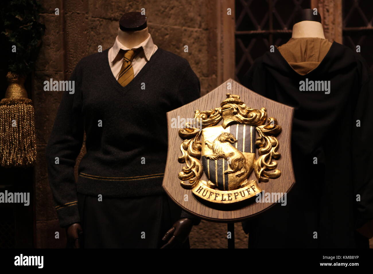 Various props and set design from the Warner Brothers Harry Potter ...