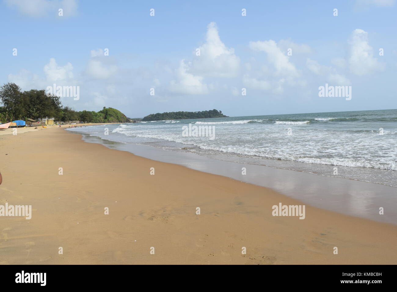 Goa beaches : Cool and calm sandy beach images from India. Seashore ...