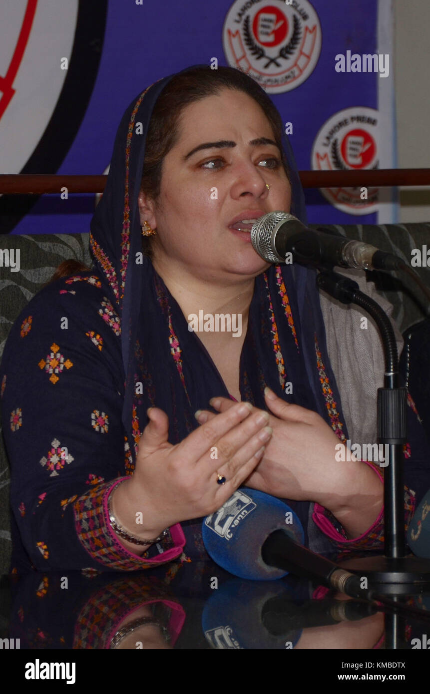 Lahore, Pakistan. 06th Dec, 2017. Pakistani former member provincial ...