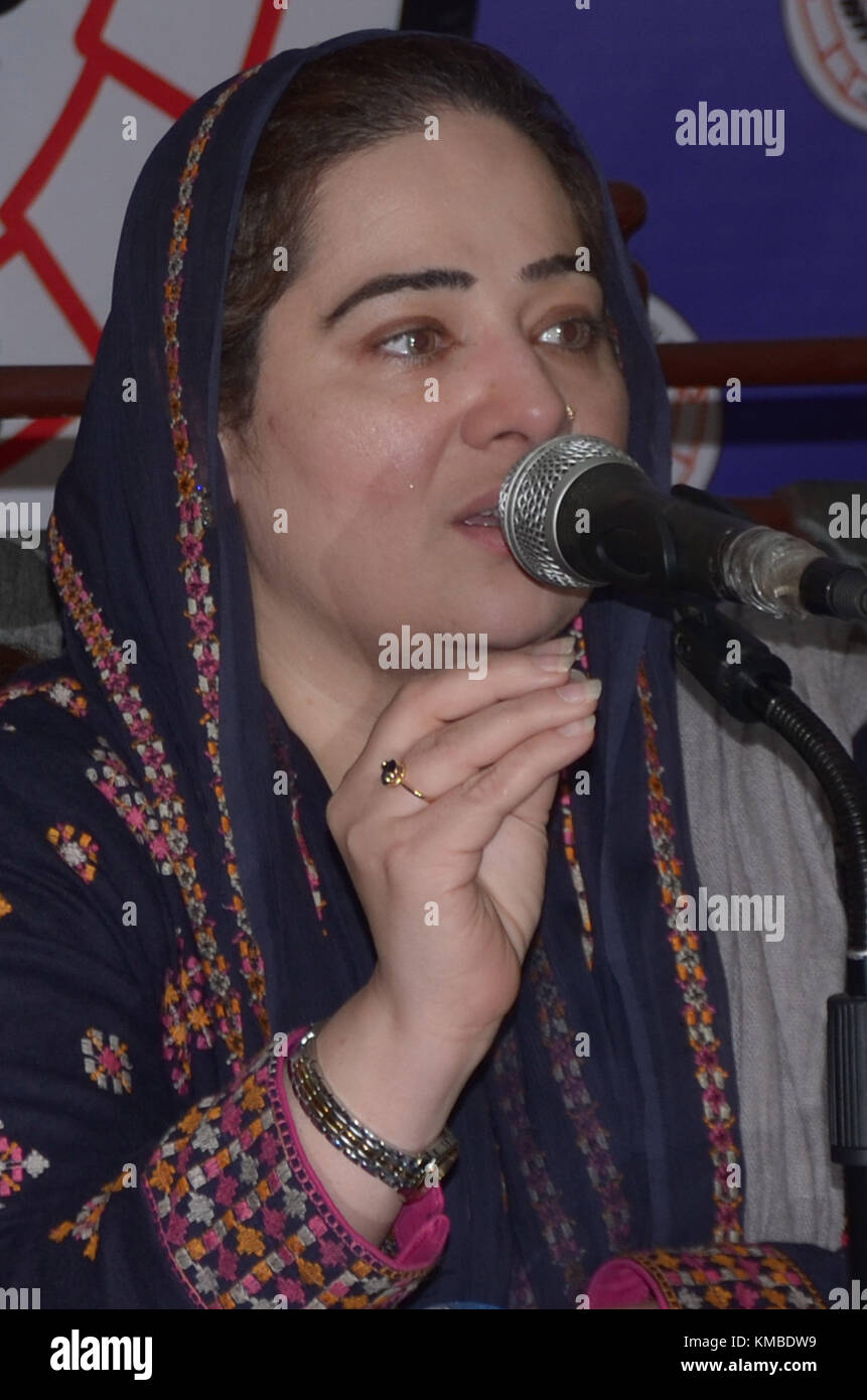 Lahore, Pakistan. 06th Dec, 2017. Pakistani former member provincial ...