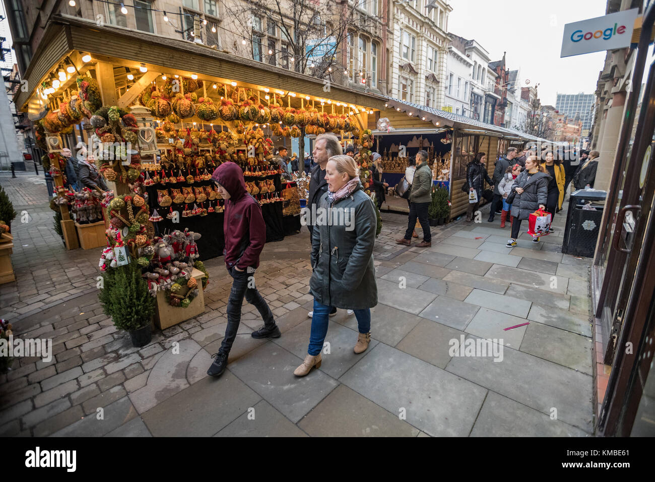 Shoppers And Revellers At Manchester Christmas Markets Around The City ...
