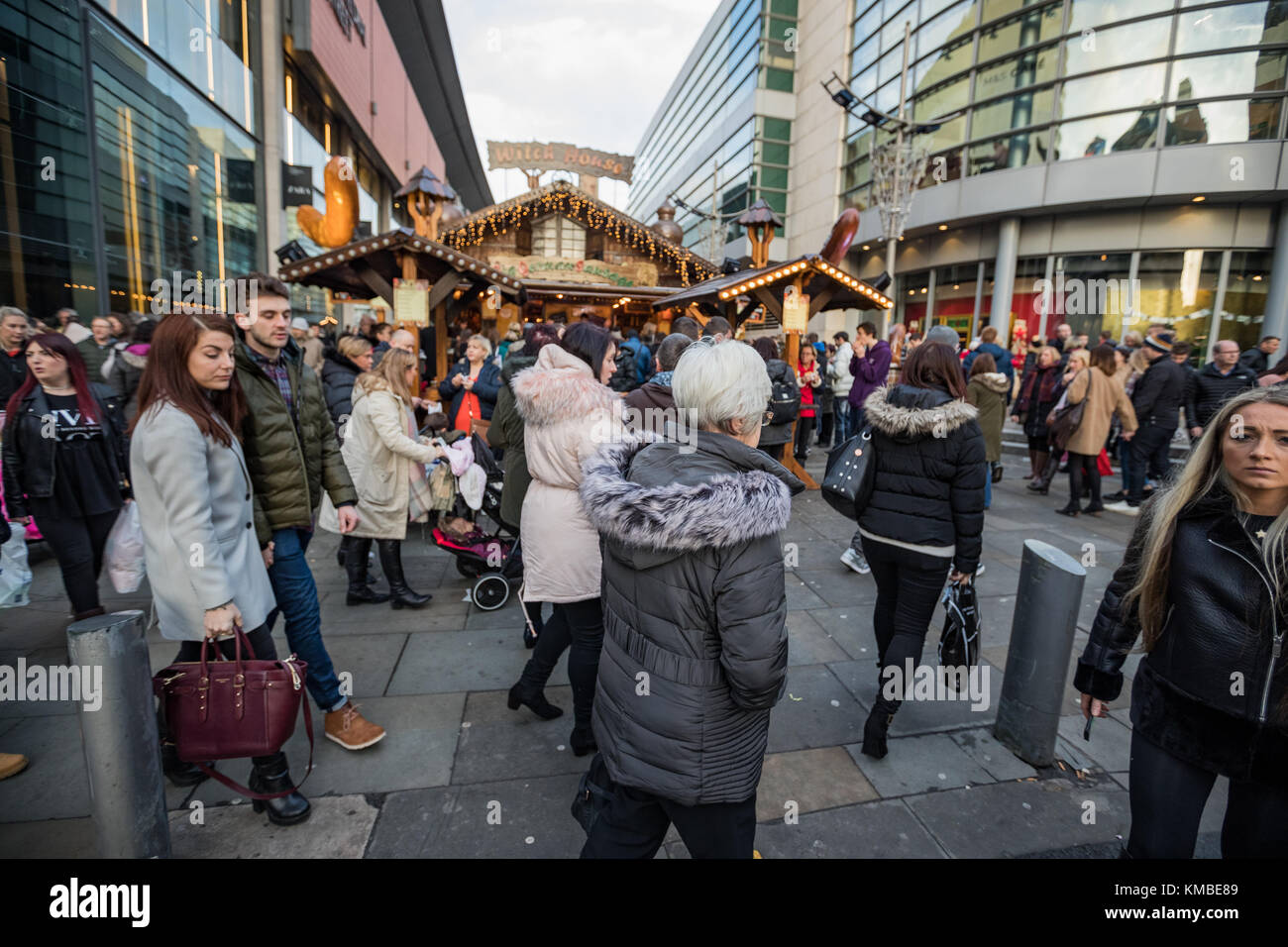 Shoppers And Revellers At Manchester Christmas Markets Around The City ...