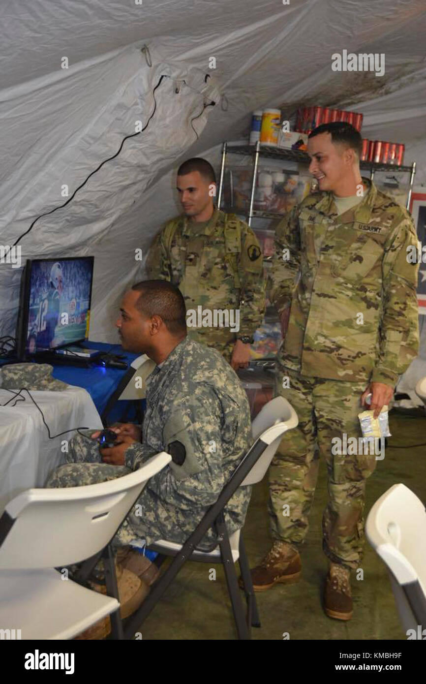 U.S. Army Reserve Soldiers assigned to the 1st Mission Support Command ...