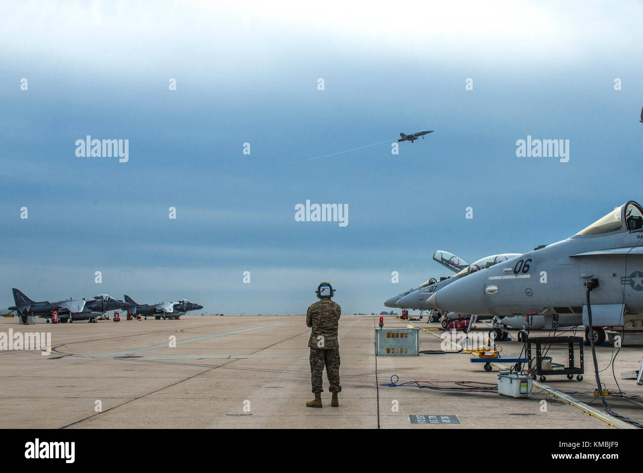 3rd expeditionary weather squadron hi-res stock photography and images ...