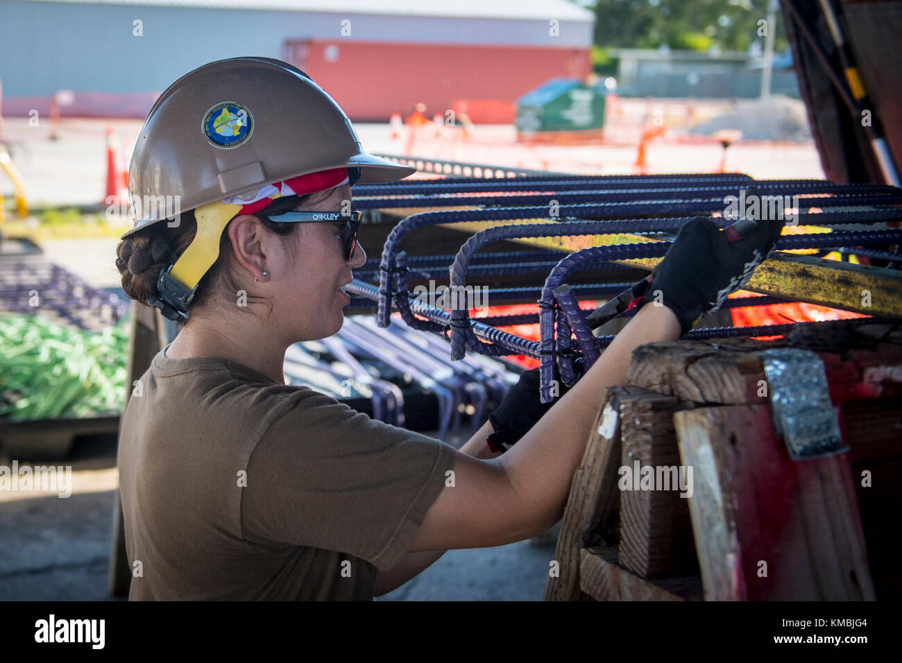 U.S. Navy Steelworker 3rd Class Alisha Silva, assigned to Naval Mobile ...