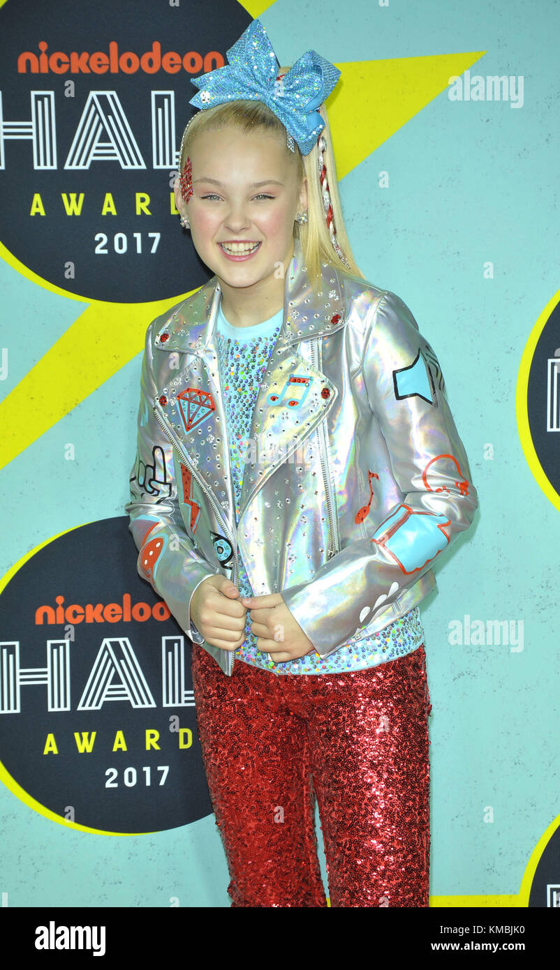 The Halo Awards 2017 NYC Featuring: Jojo Siwa Where: NYC, New York ...