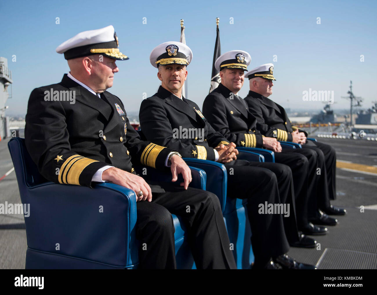 The official party particpates in the Amphibious Squadron 5 (CPR 5 ...