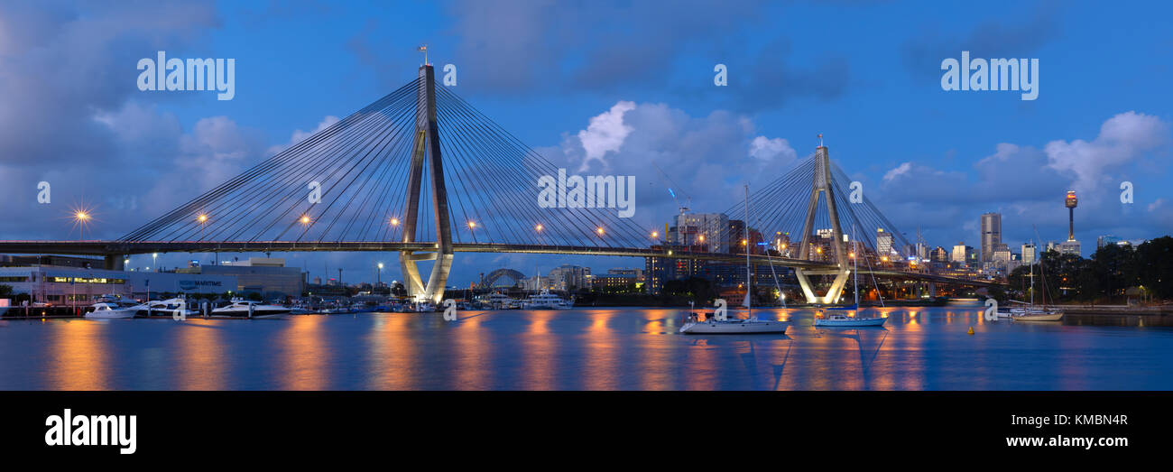 Anzac bridge hi-res stock photography and images - Alamy