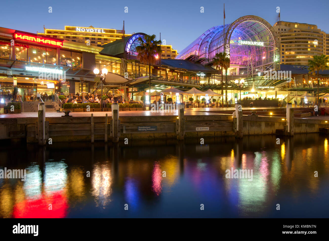 Cockle Bay Wharf Promenade at Dusk, Darling Harbour, Sydney, New South ...