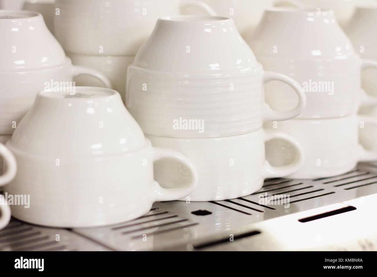 kitchen plates and crockery Stock Photo - Alamy