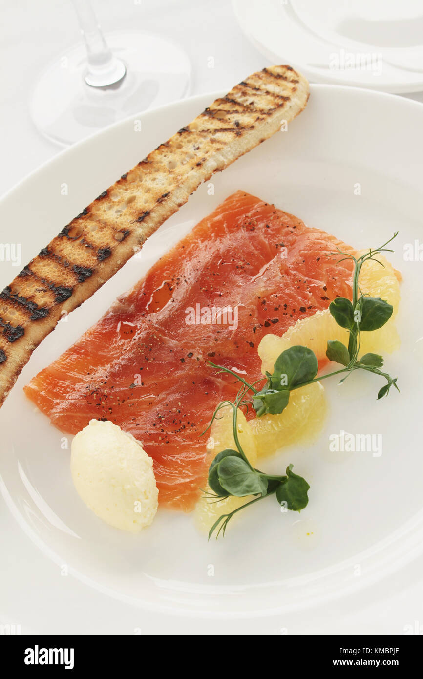 Plated smoked salmon starter hi-res stock photography and images - Alamy