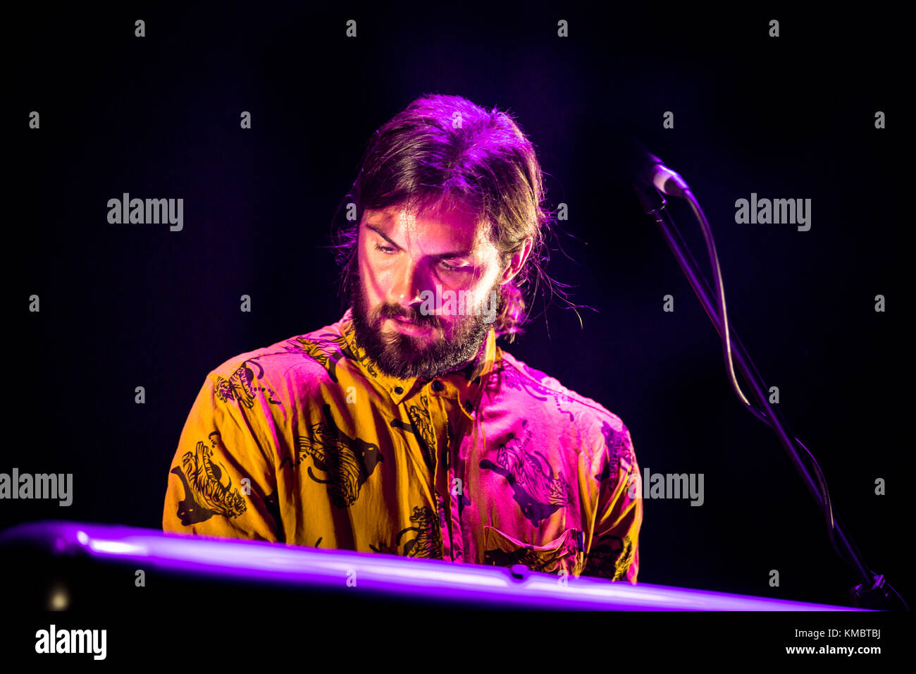 The British-Australian surf rock band Sunset Sons performs a live ...