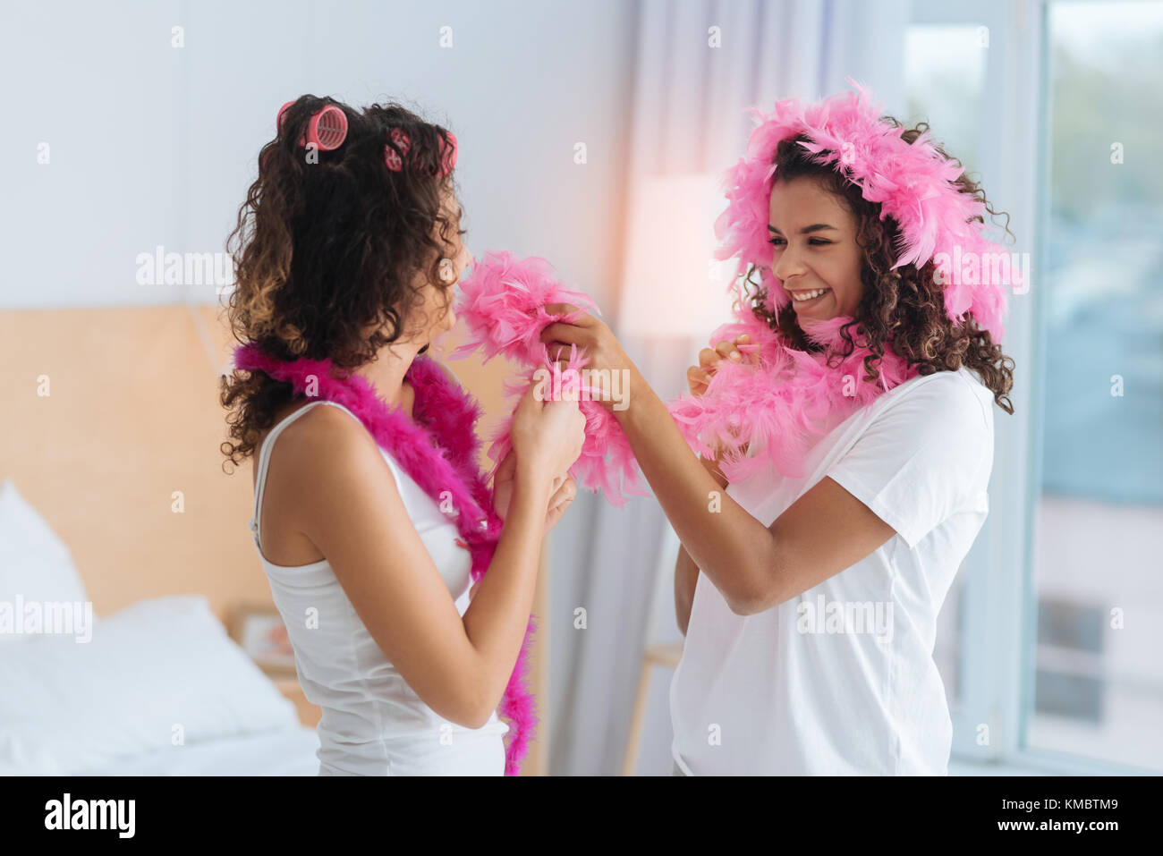 Pink costume feather hi-res stock photography and images - Alamy