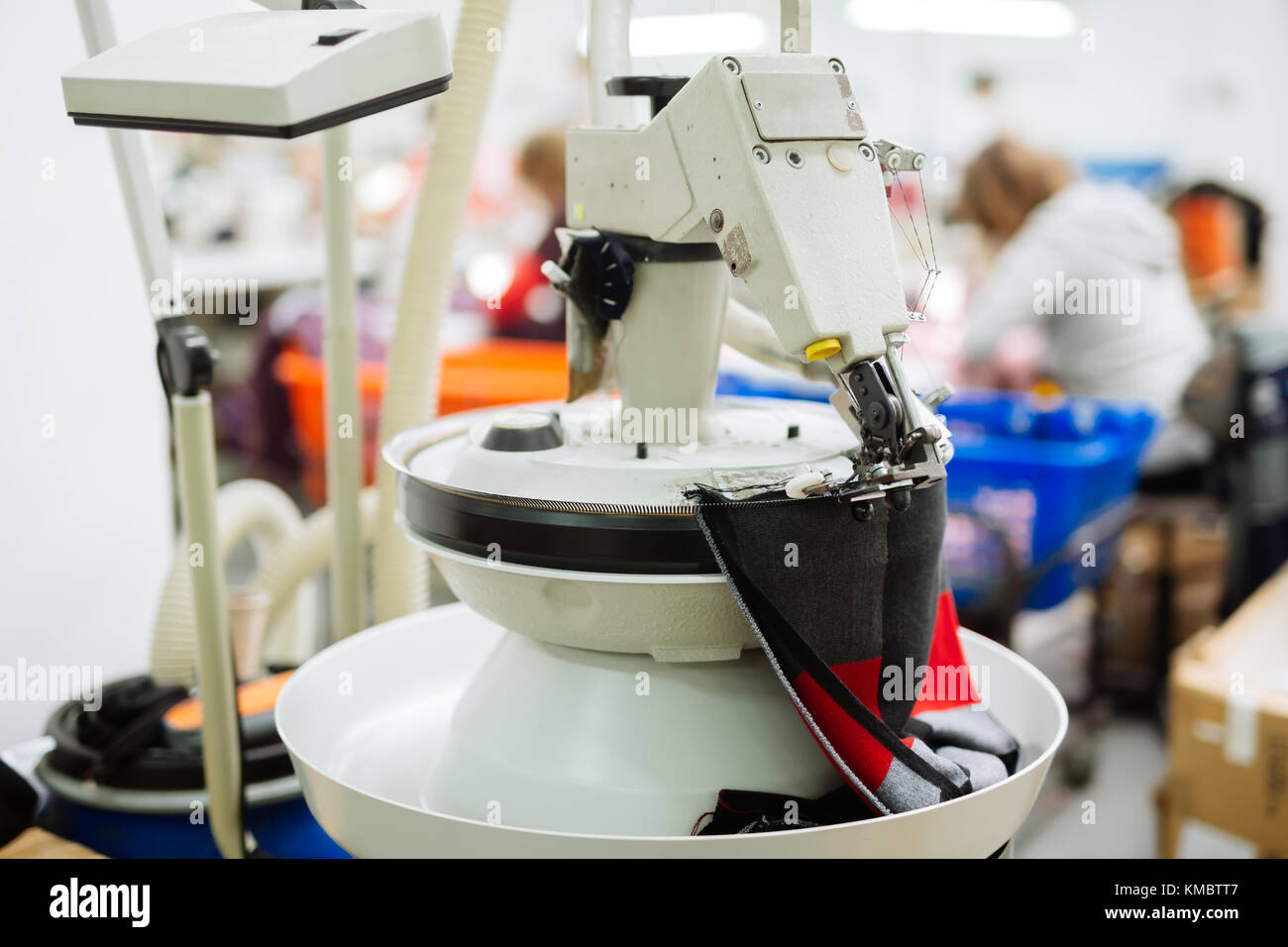 Linking machine industry Stock Photo - Alamy