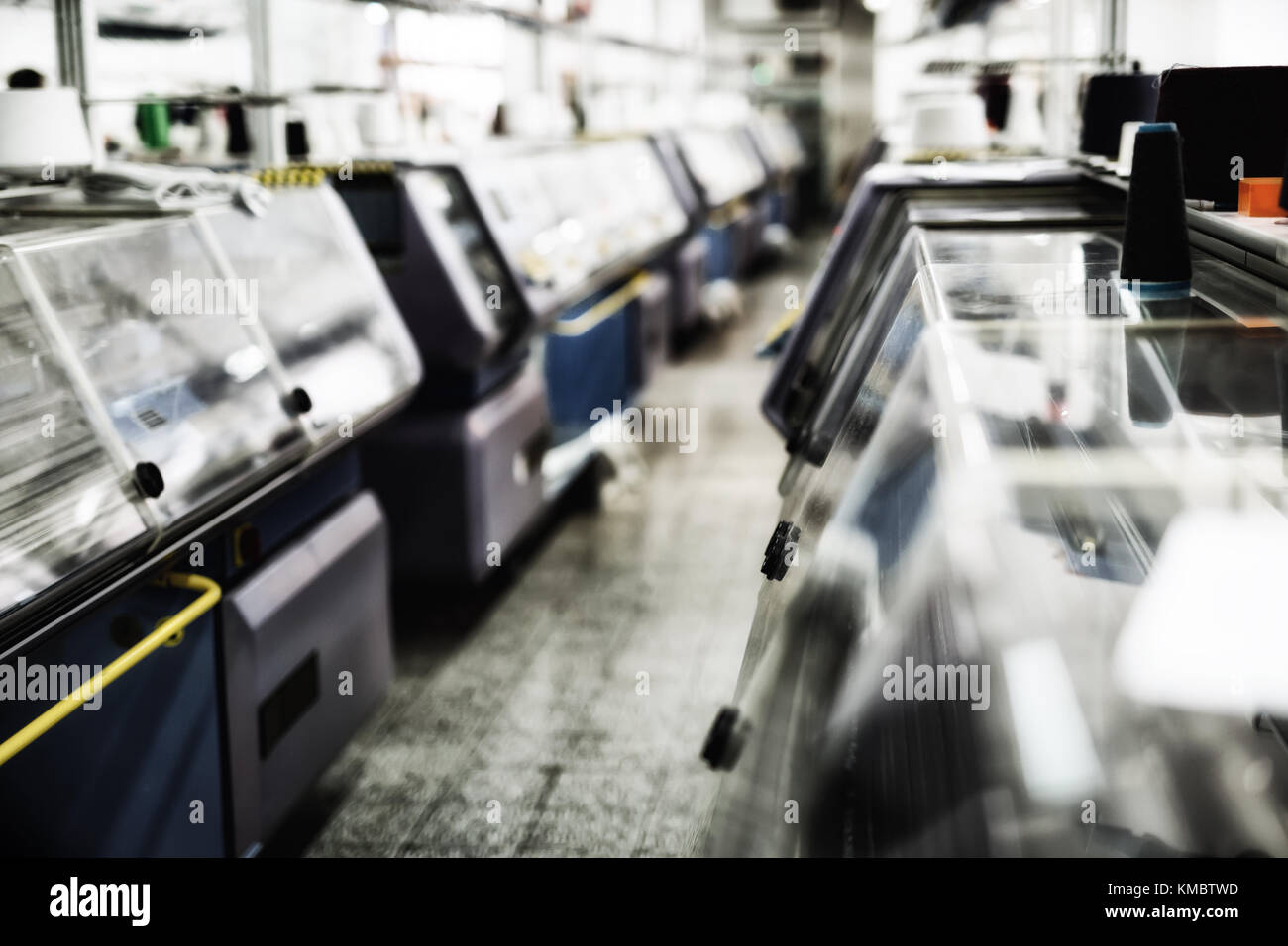 Cotton spinning machine machines hi-res stock photography and images ...