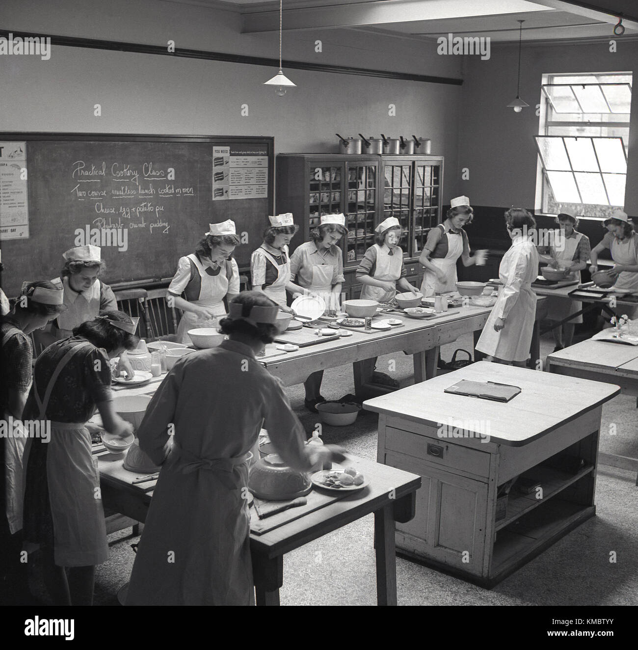 1950s School Class Stock Photos & 1950s School Class Stock Images - Alamy