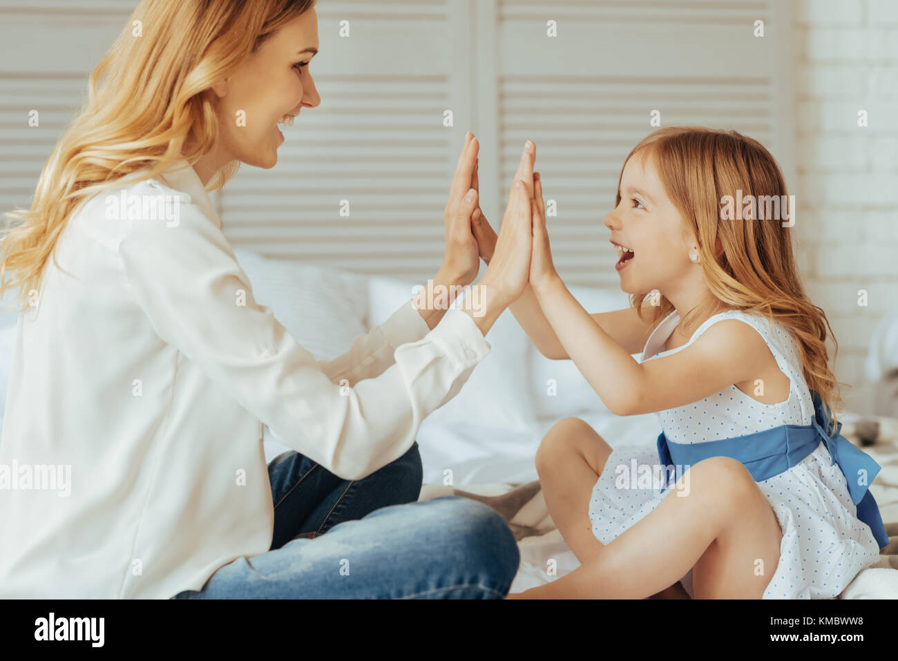 Clapping game hi-res stock photography and images - Alamy