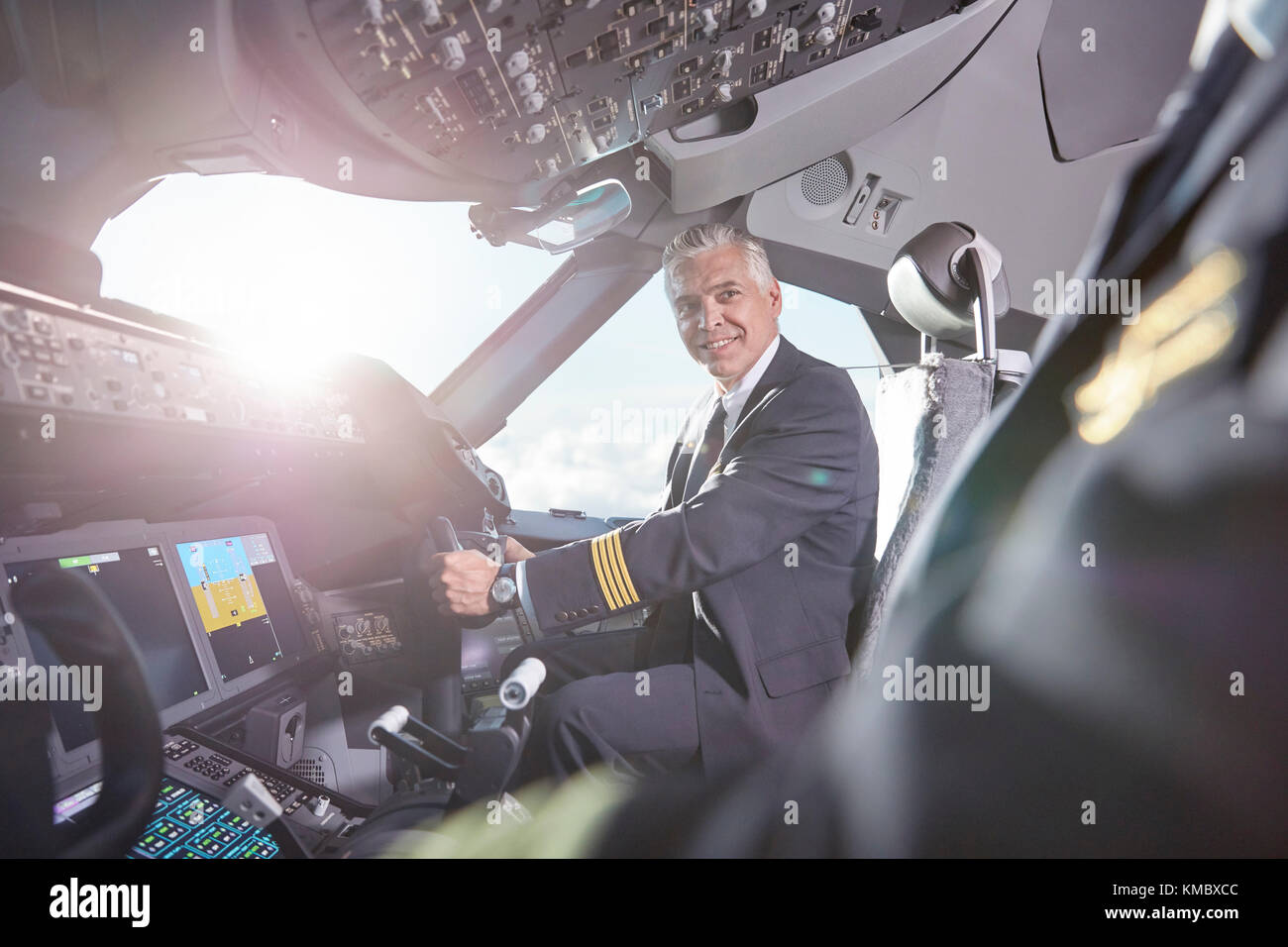 Pilots working in cockpit hi-res stock photography and images - Alamy