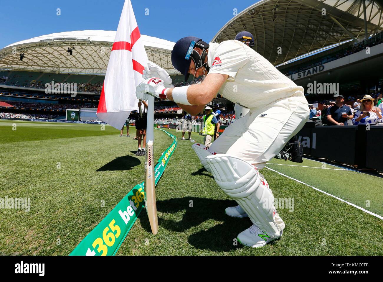 England's Joe Root walks out to bat during day five of the Ashes Test ...