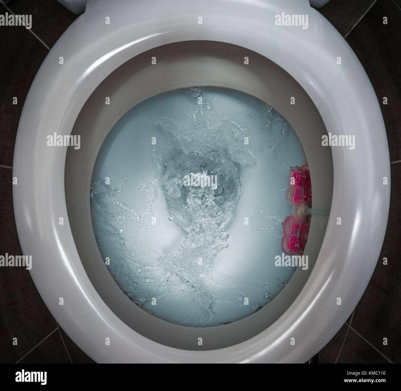 Flushing the toilet hi-res stock photography and images - Alamy
