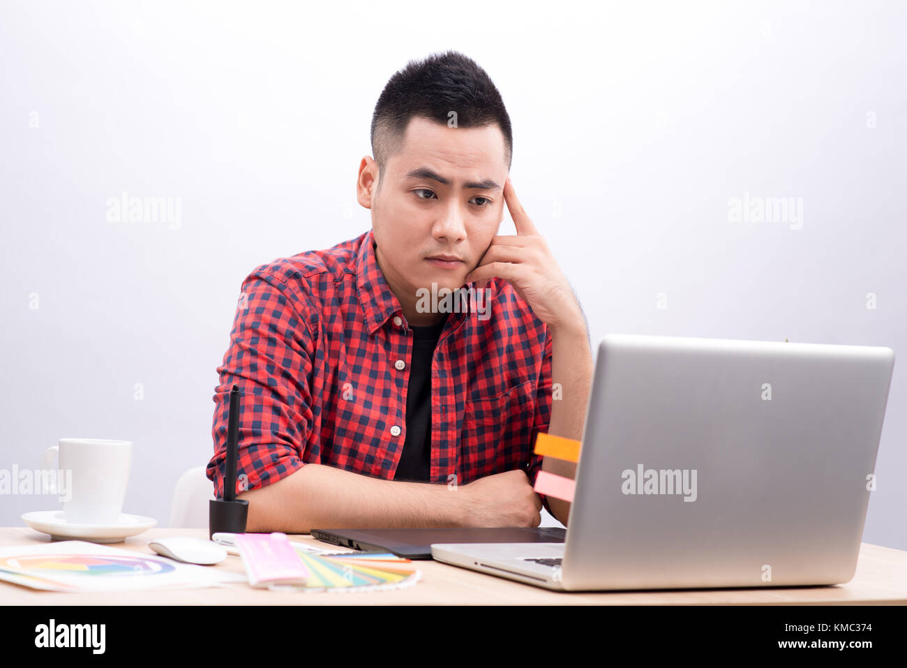 Happy designer hi-res stock photography and images - Alamy