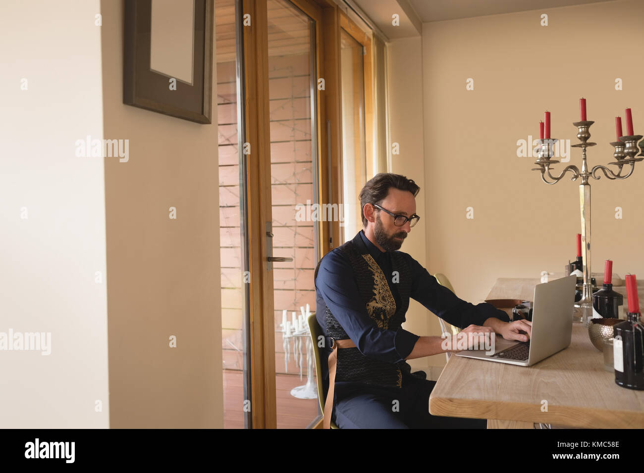 Dressed table hi-res stock photography and images - Alamy