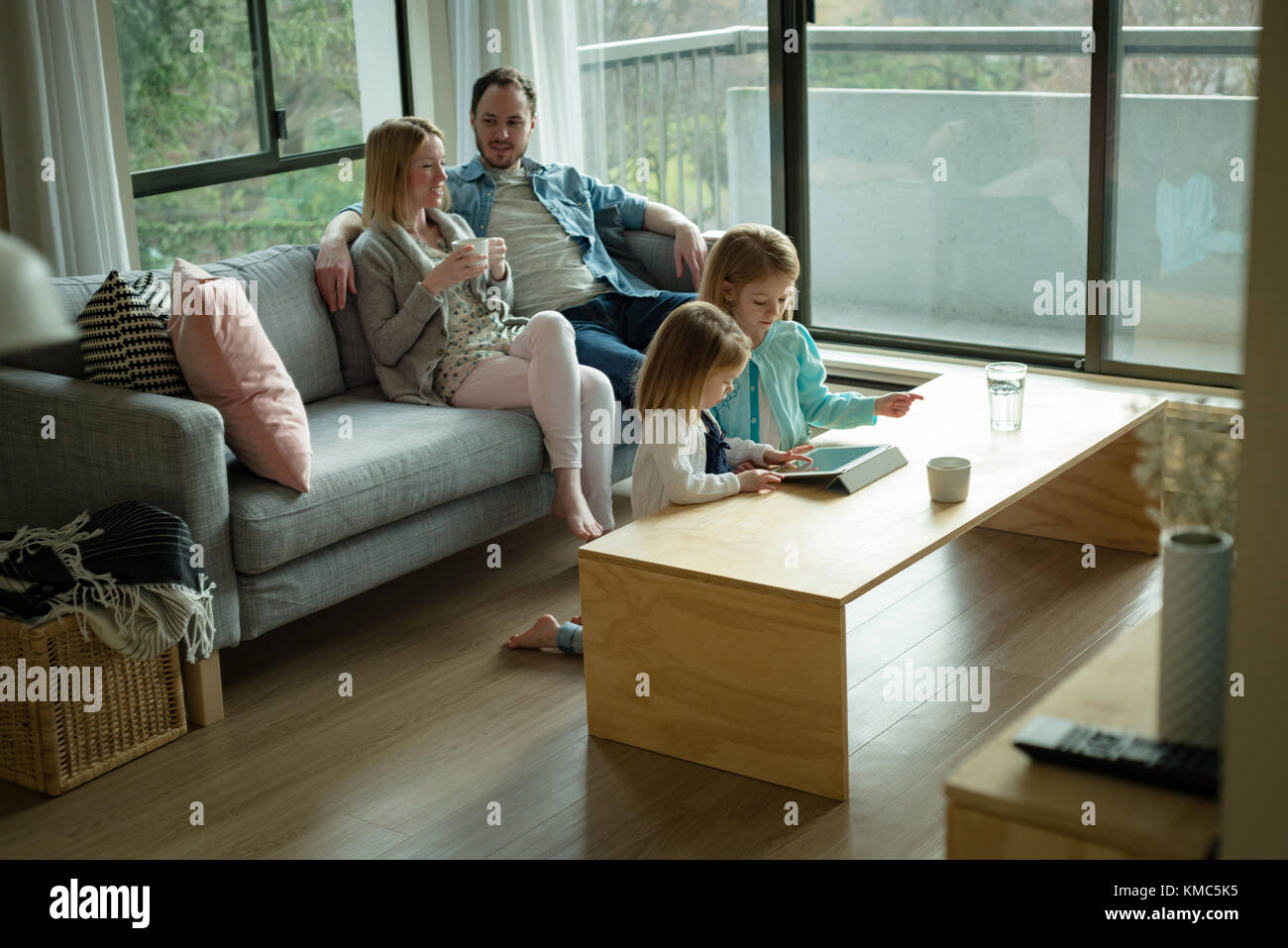 Parents talking with children hi-res stock photography and images - Alamy
