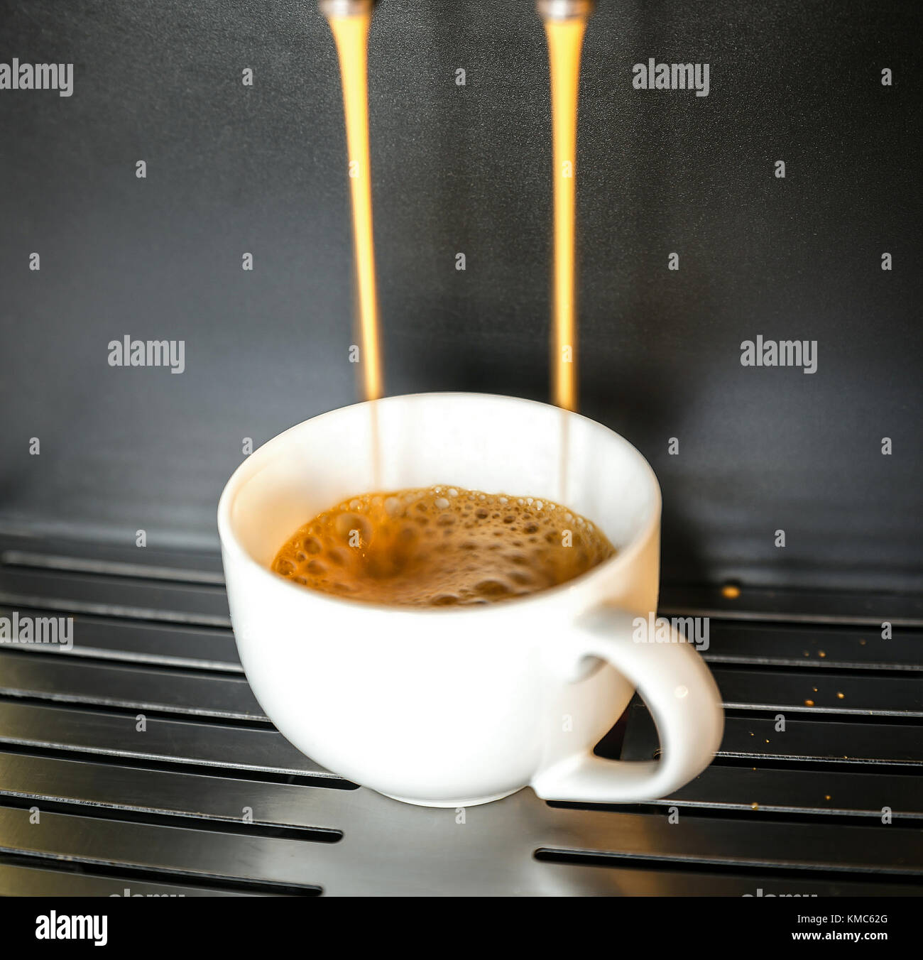 Bean run hi-res stock photography and images - Alamy