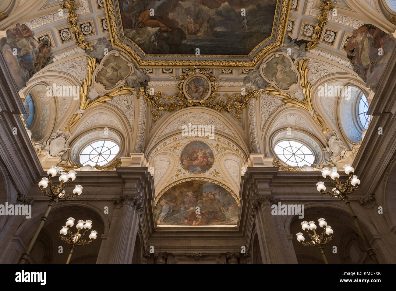 Palacio real madrid interior hi-res stock photography and images - Alamy