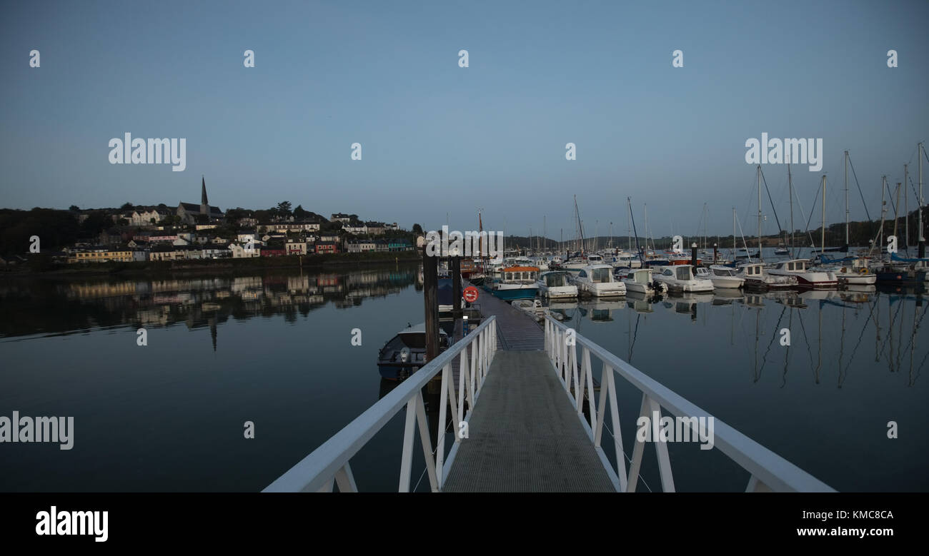 Harbor jetty fishing boat hi-res stock photography and images - Alamy