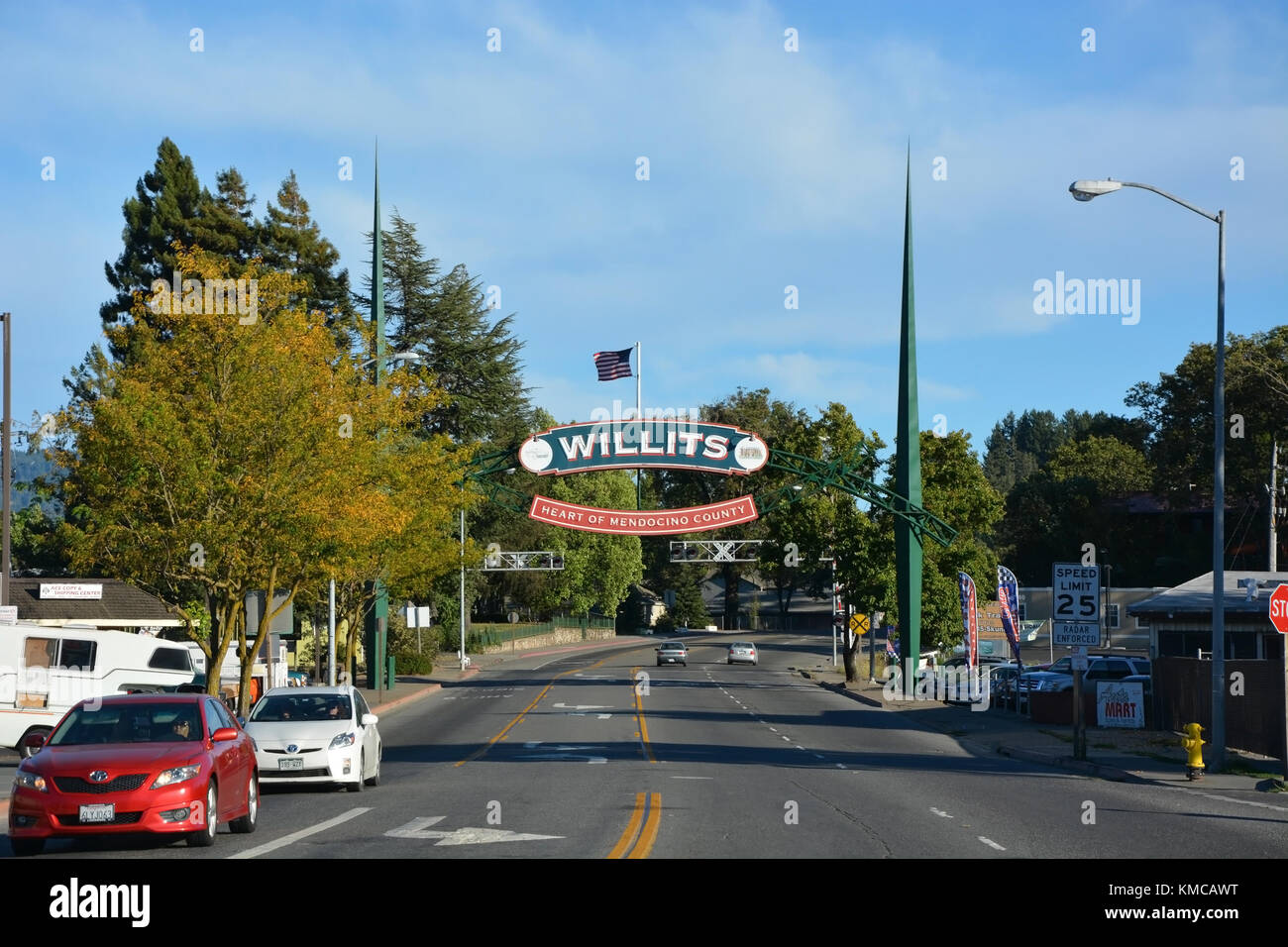 California ca city sign welcome hi-res stock photography and images - Alamy