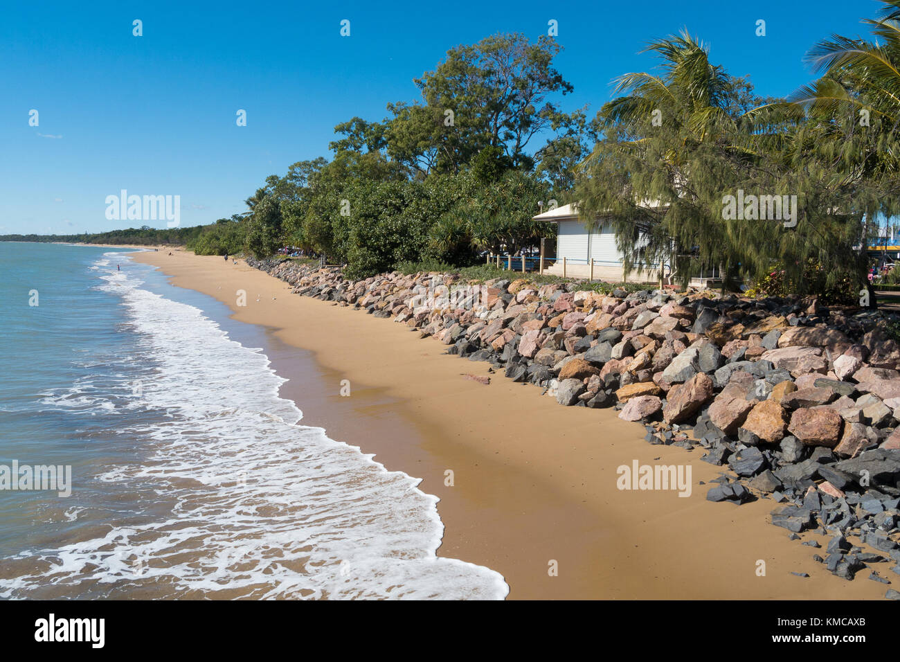 Beach at hervey bay hi-res stock photography and images - Alamy