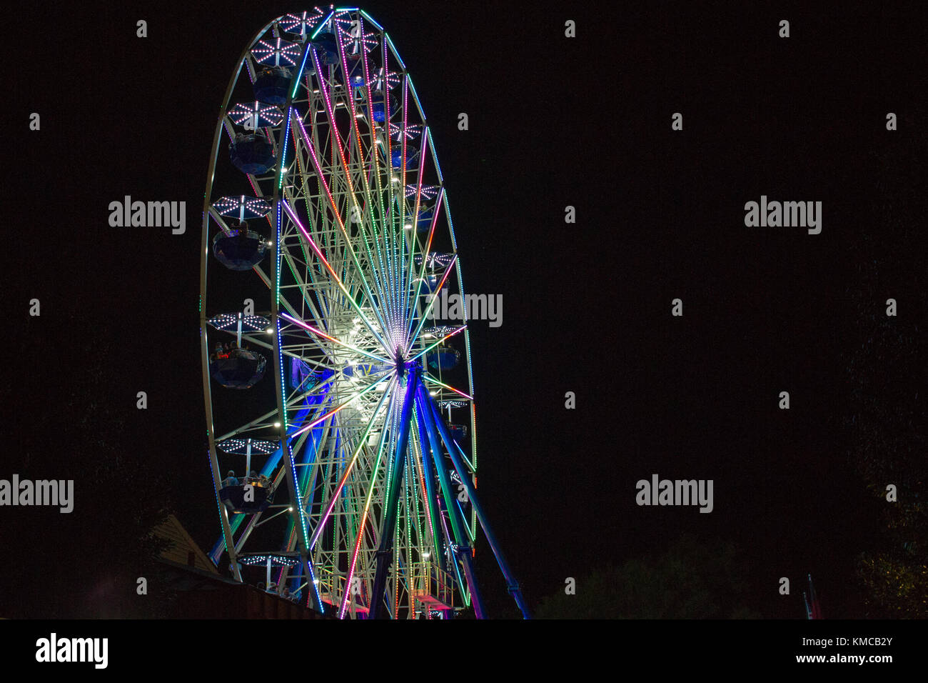 Ferris wheel ride Stock Photo - Alamy